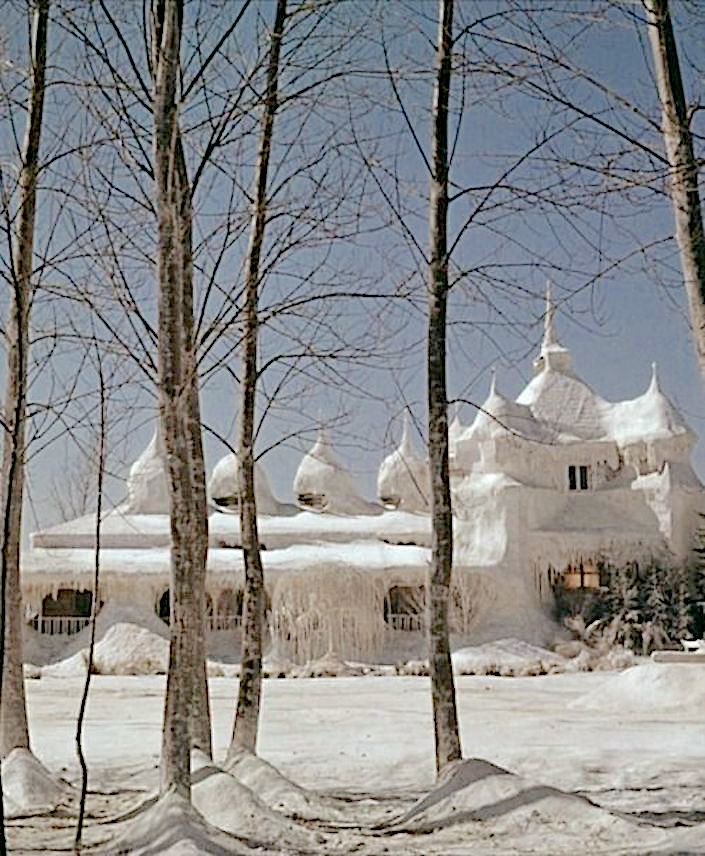 Dr. Zhivago: The Story Behind the Style - Quintessence